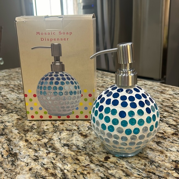Cracker Barrel | Bath | Mosaic Soap Dispenser | Poshmark